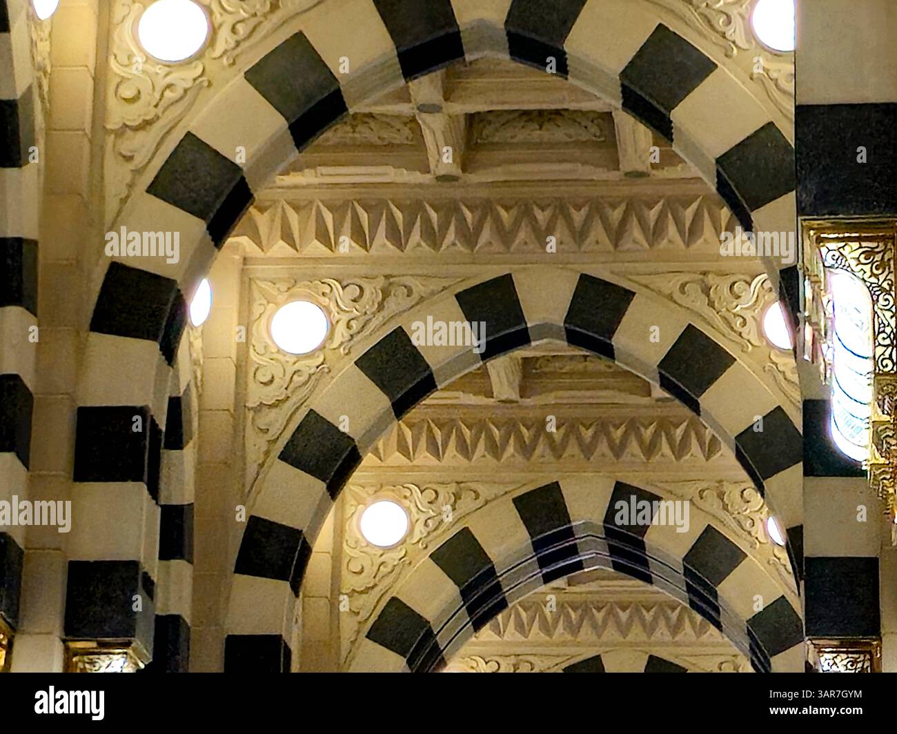 Details of The Prophet's Mosque al-Masjid al-Nabawi, the second mosque ...