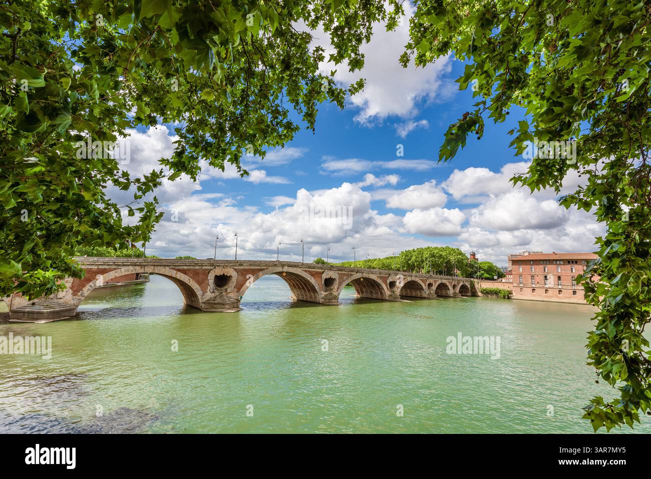 Pont neuf toulouse aerial hi-res stock photography and images - Alamy