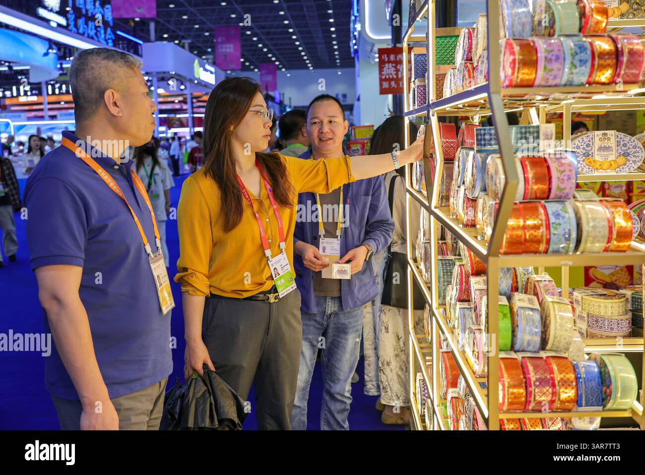 Haikou,China.14th April 2025. Visitors flocked to Malaysian exhibitors ...