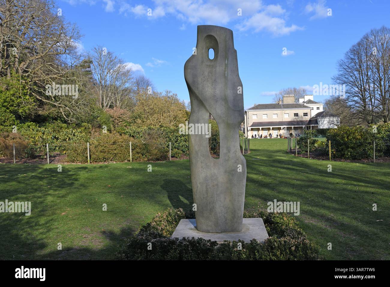 Monolith (Empyrean), Limestone, 1953 (BH 190), Kenwood House grounds ...