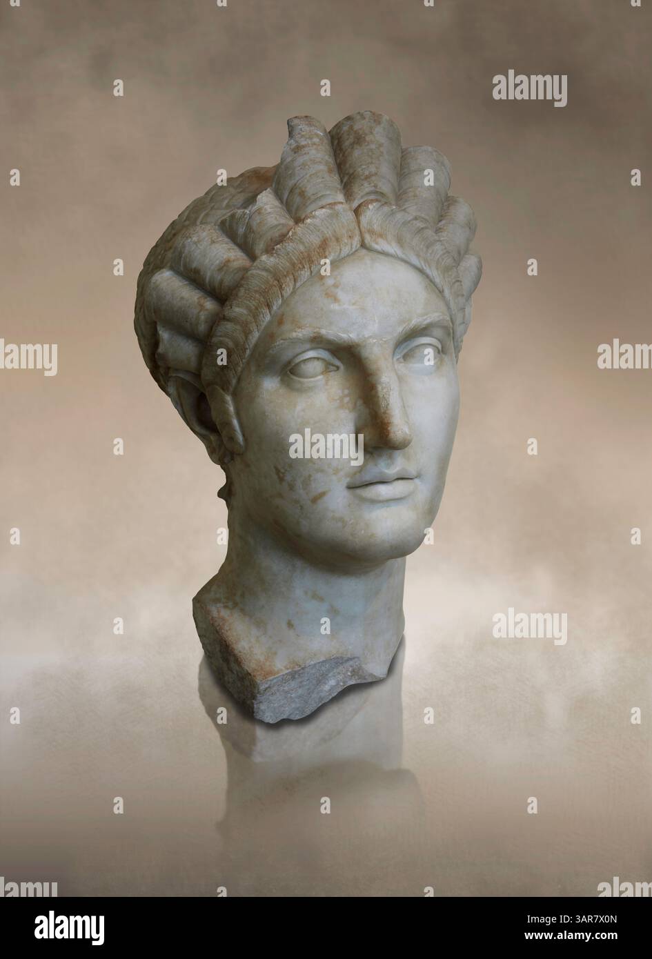 Hadrians wife matilda portrait hi-res stock photography and images - Alamy