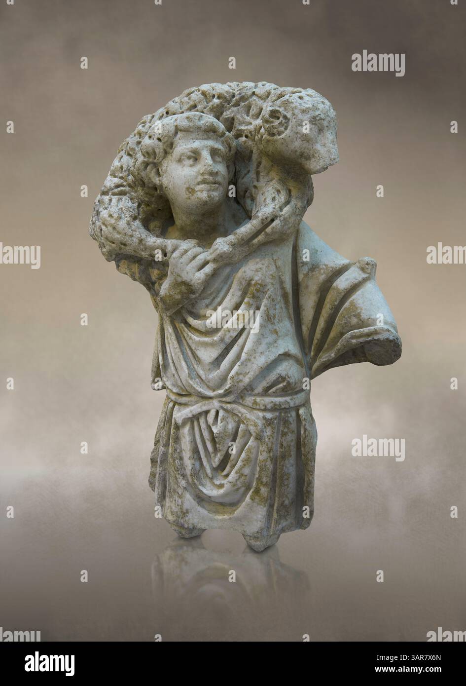Roman christain sculpture hi-res stock photography and images - Alamy