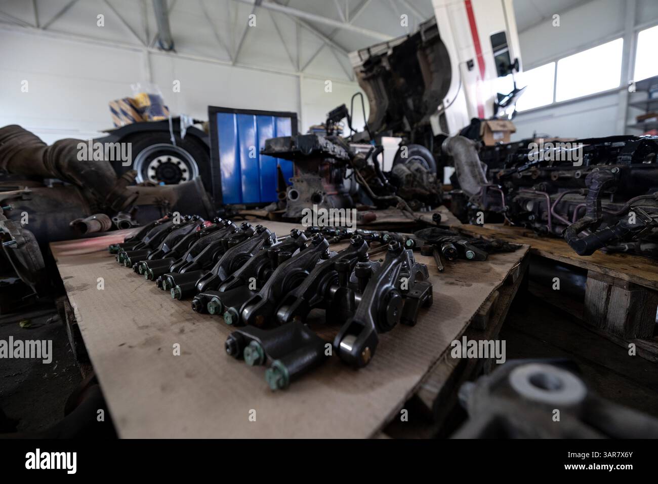 Disassembled trucks hi-res stock photography and images - Alamy