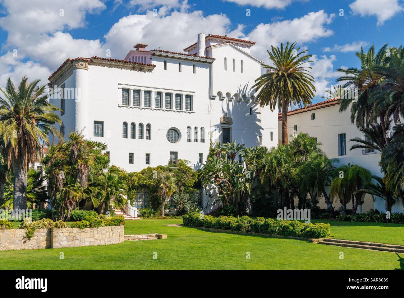 Historic Santa Barbara Courthouse with Spanish Colonial Revival ...