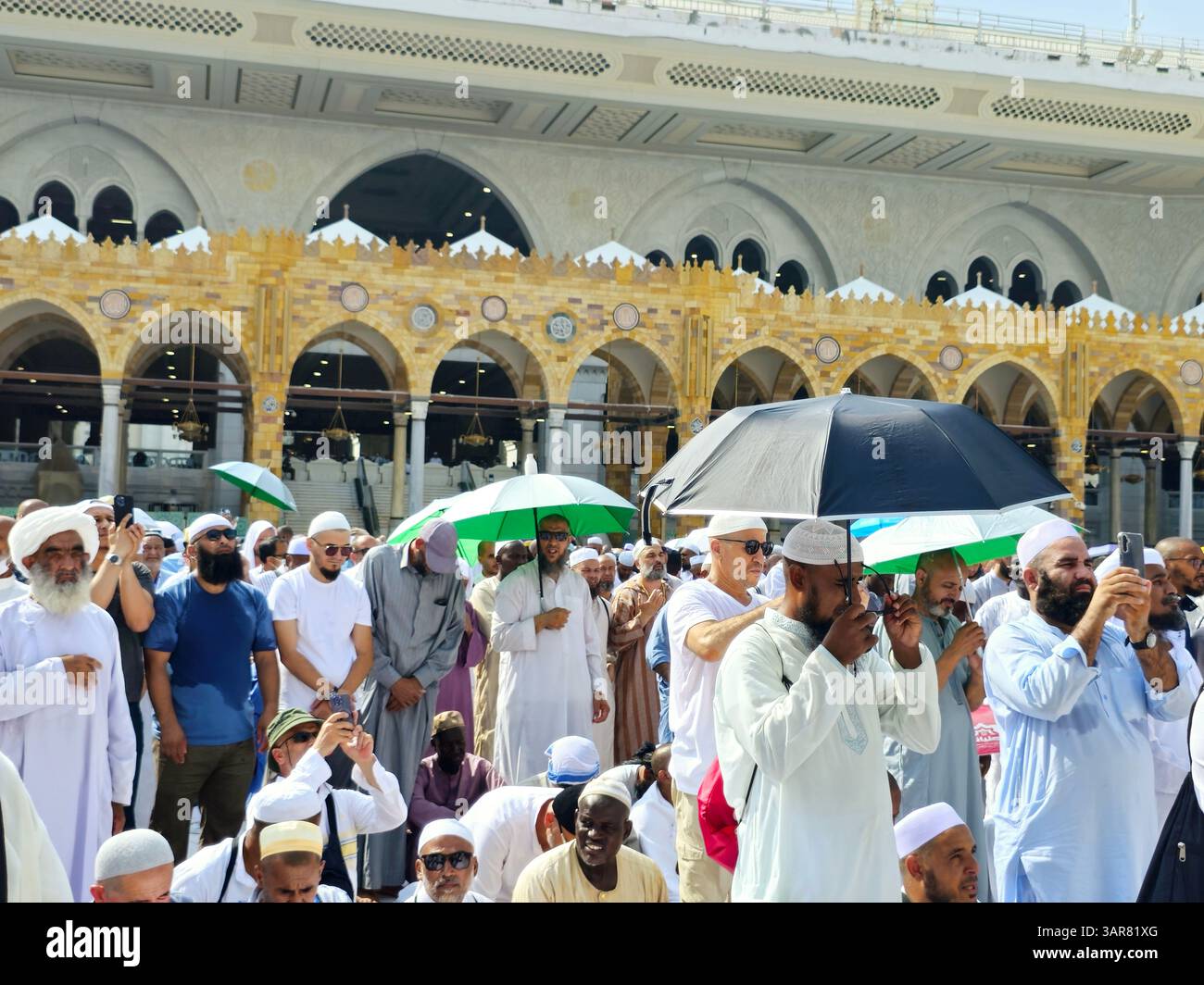 Mecca, Saudi Arabia, June 21 2024: the circumambulation of the grand ...