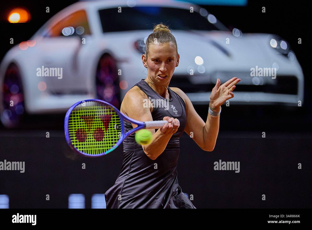 Stuttgart, Baden-Wuerttemberg, Germany. 16th Apr, 2025. Elise Mertens ...