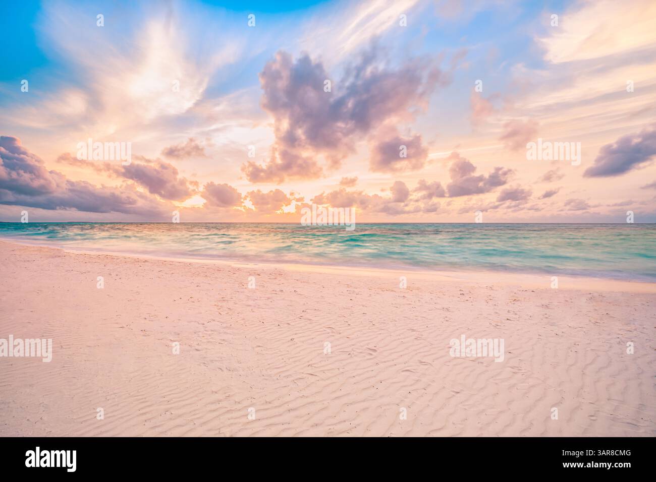 Serene empty beach gentle waves hi-res stock photography and images - Alamy