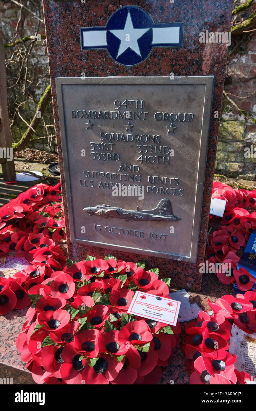 Memorial to the USAAF 94th bombardment group stationed at Bury St ...