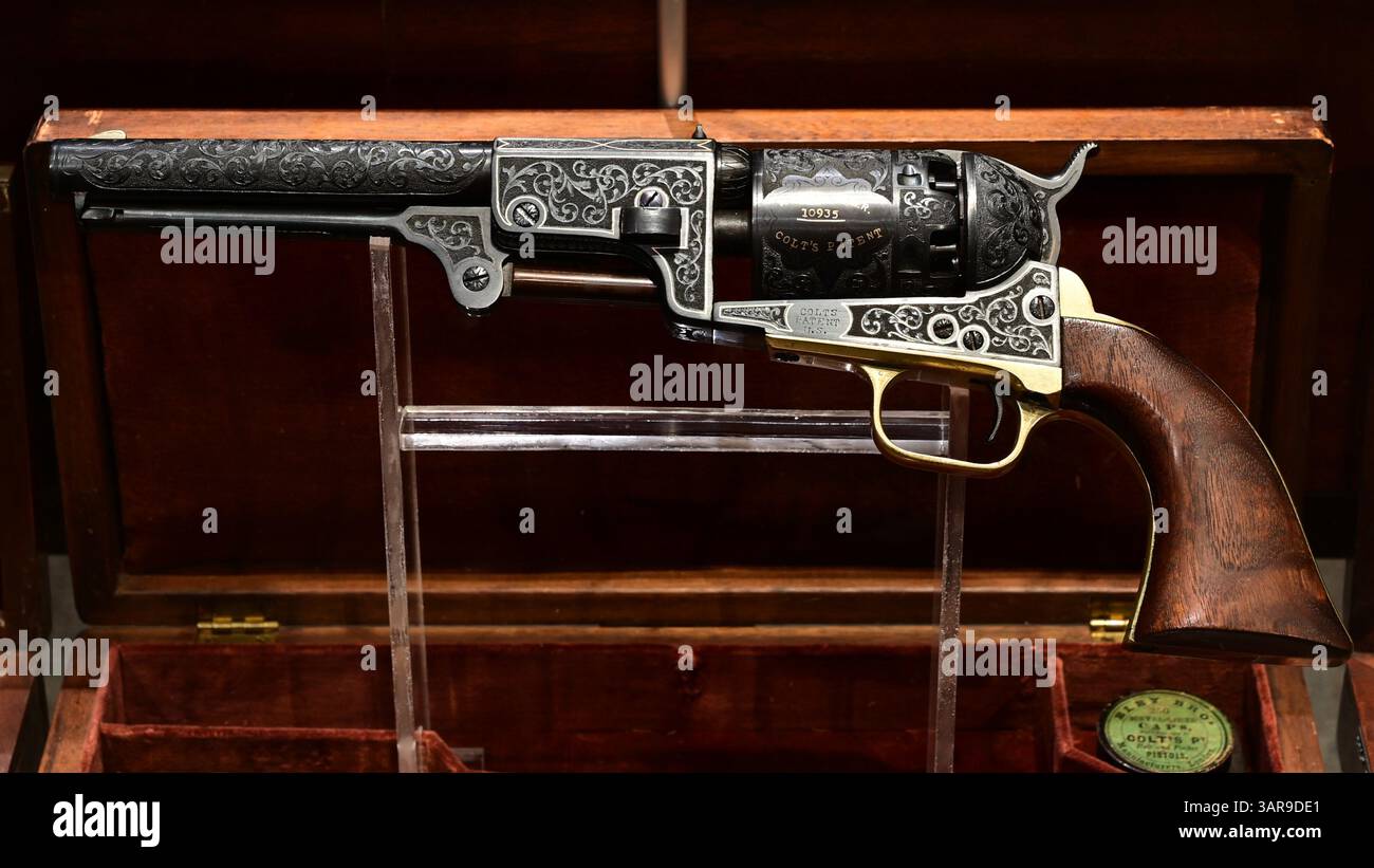 Colt dragoon hi-res stock photography and images - Alamy