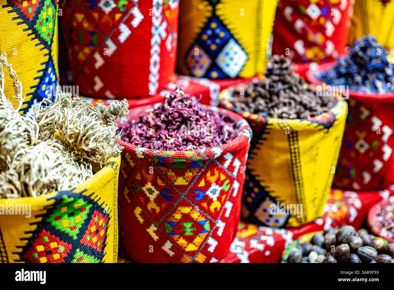 Variety of spices and herbs on Souq Muttrah , Muscat, Oman Stock Photo ...
