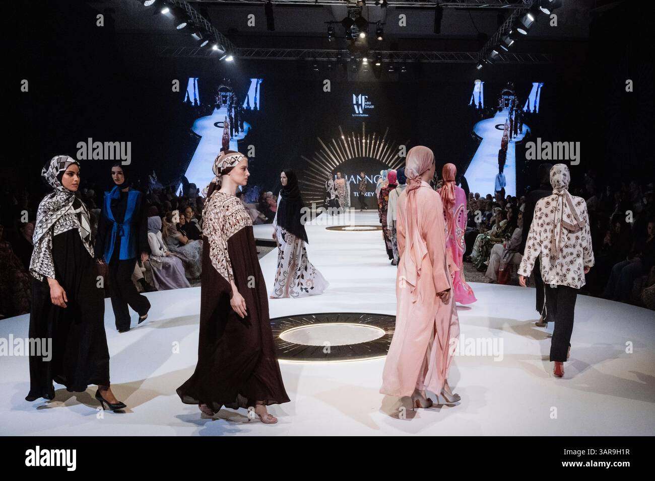 Abu Dhabi, United Arab Emirates. 15th Apr, 2025. A group of models seen ...