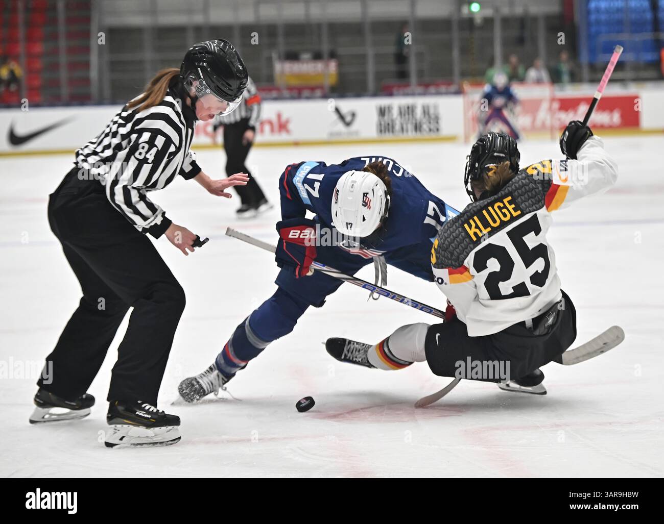 Britta Curl of USA, left, and Laura Kluge of Germany in action during ...
