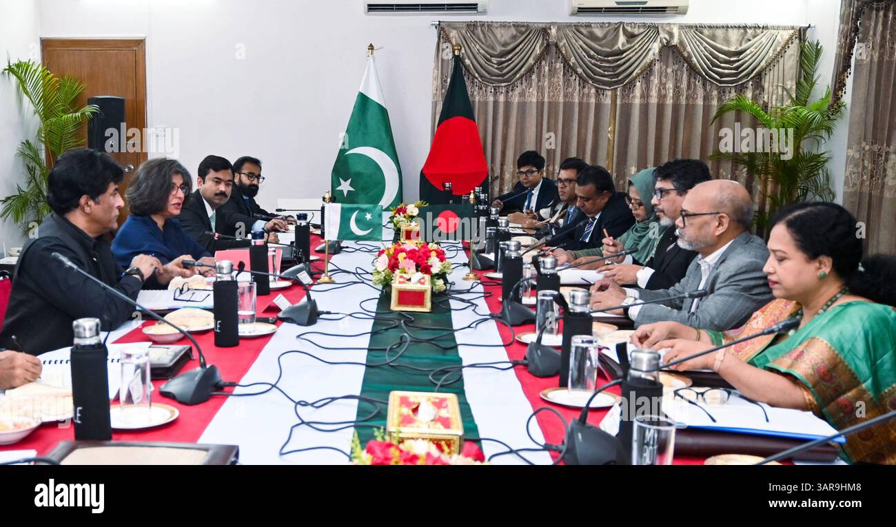 Bangladesh Foreign Secretary Md. Jashim Uddin, center right, and Pakistan Foreign Secretary Amna ...