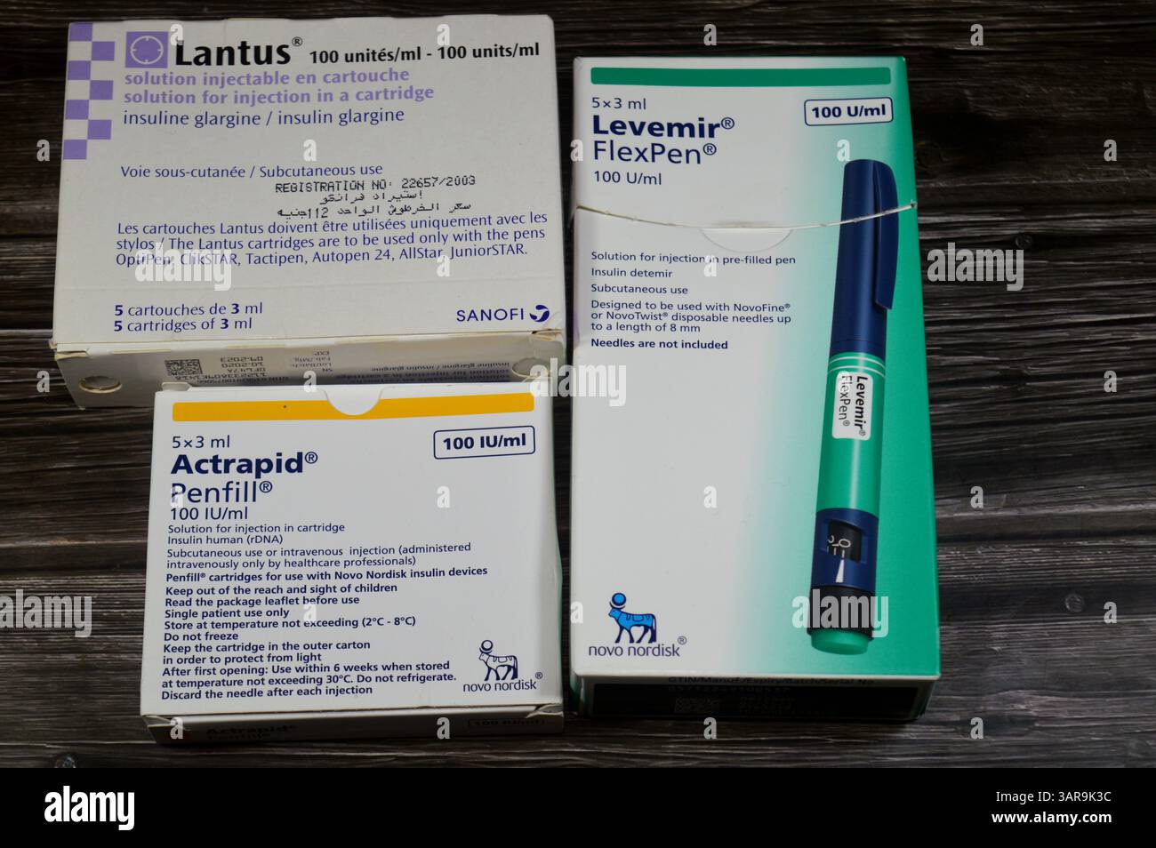 Lantus insulin injection pen hi-res stock photography and images - Alamy