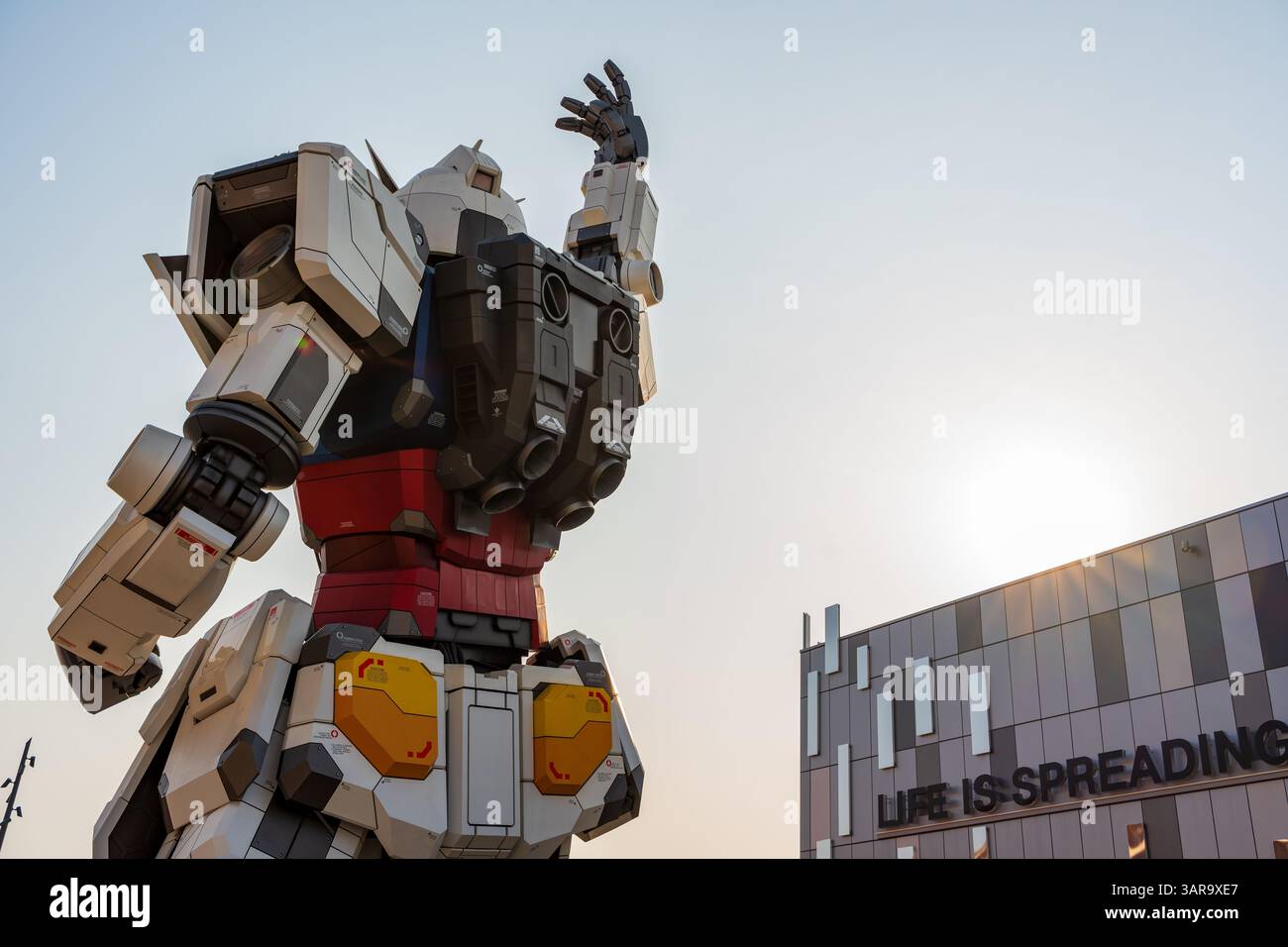 Osaka, Japan - April 16 2025 : The life-sized Gundam statue at GUNDAM ...