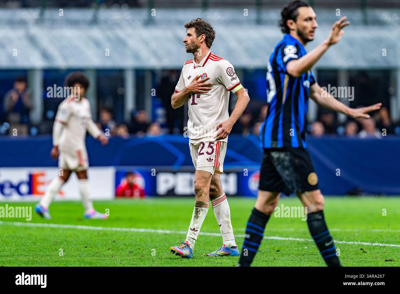 Mailand, Italien. 16th Apr, 2025. 16.04.2025, Inter Mailand vs. FC Bayern München, UEFA ...