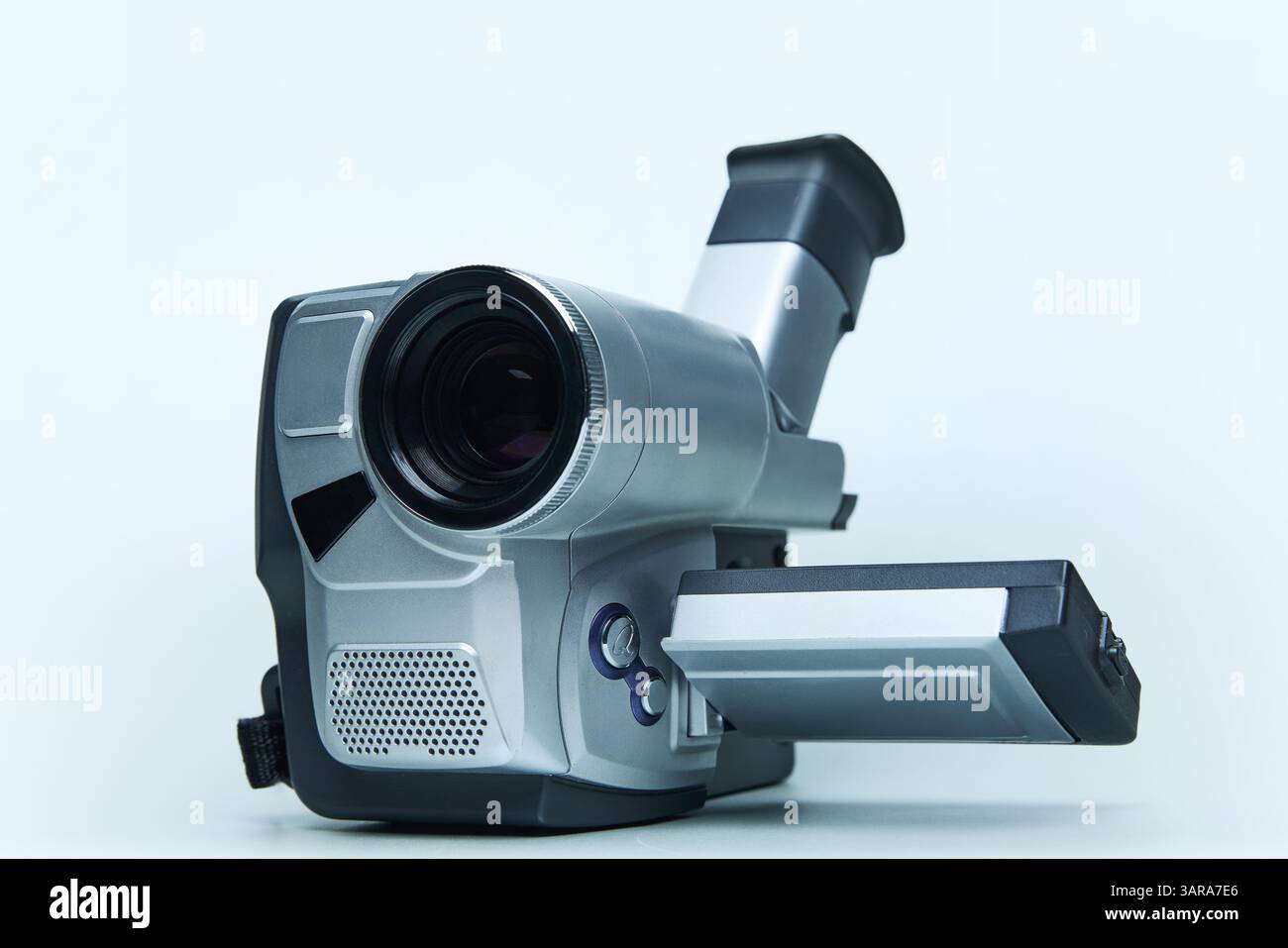 Handheld vhs vintage film retro hi-res stock photography and images - Alamy