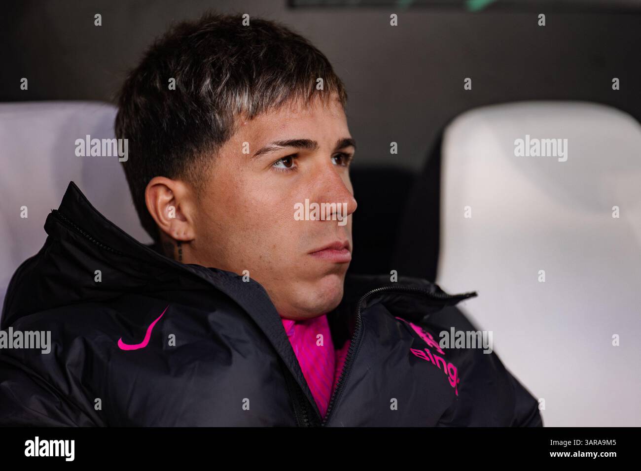 Enzo fernandez of chelsea fc hi-res stock photography and images - Alamy