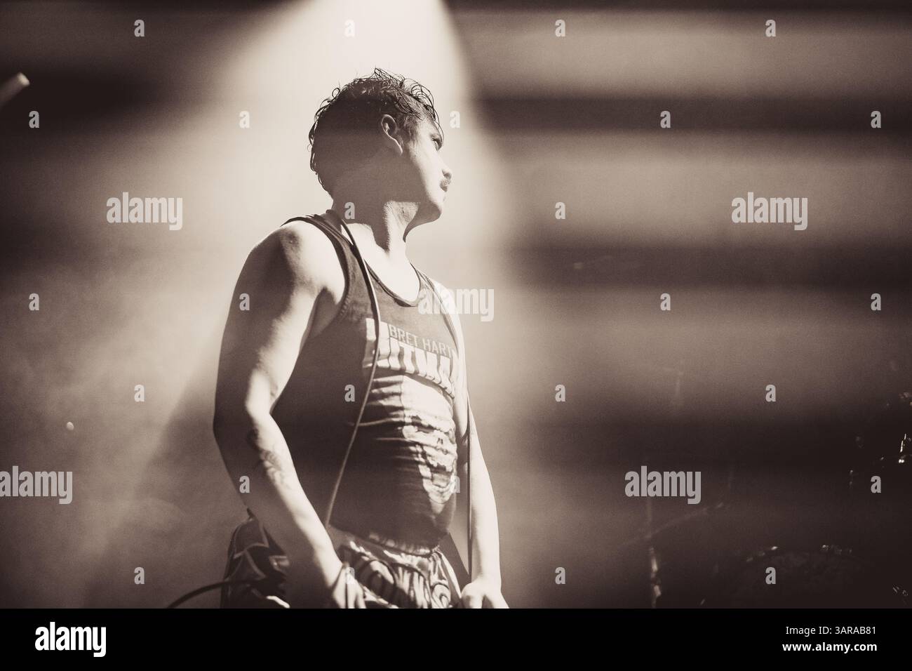 Pigs Pigs Pigs Pigs Pigs Pigs Pigs live at New Century Hall, Manchester ...