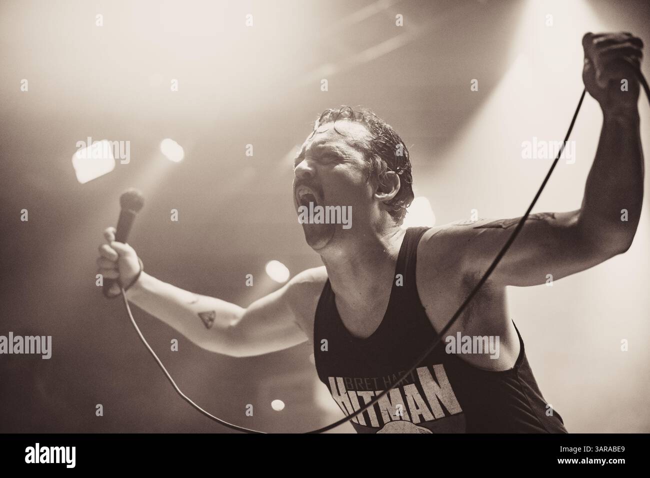 Pigs Pigs Pigs Pigs Pigs Pigs Pigs live at New Century Hall, Manchester ...