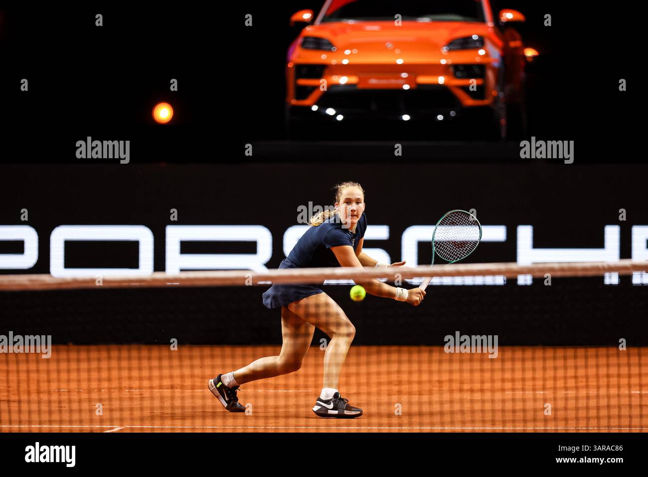 im Bild Mirra Andreeva Mirra Andreeva vs Ekaterina Alexandrova GER, Porsche Tennis Grand Prix GP ...