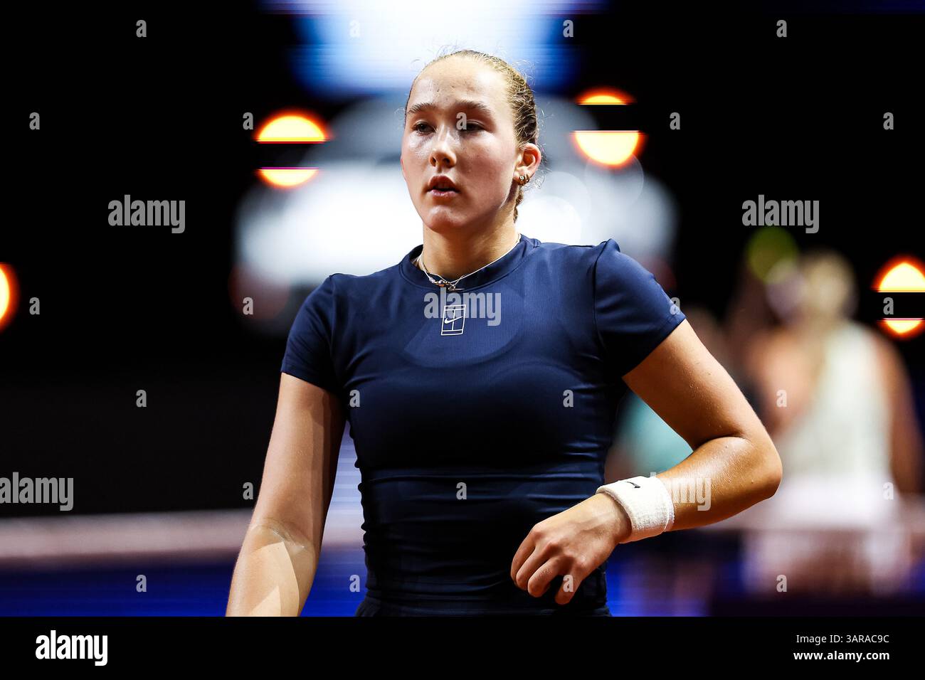 Stuttgart, Deutschland. 17th Apr, 2025. im Bild Mirra Andreeva Mirra Andreeva vs Ekaterina ...