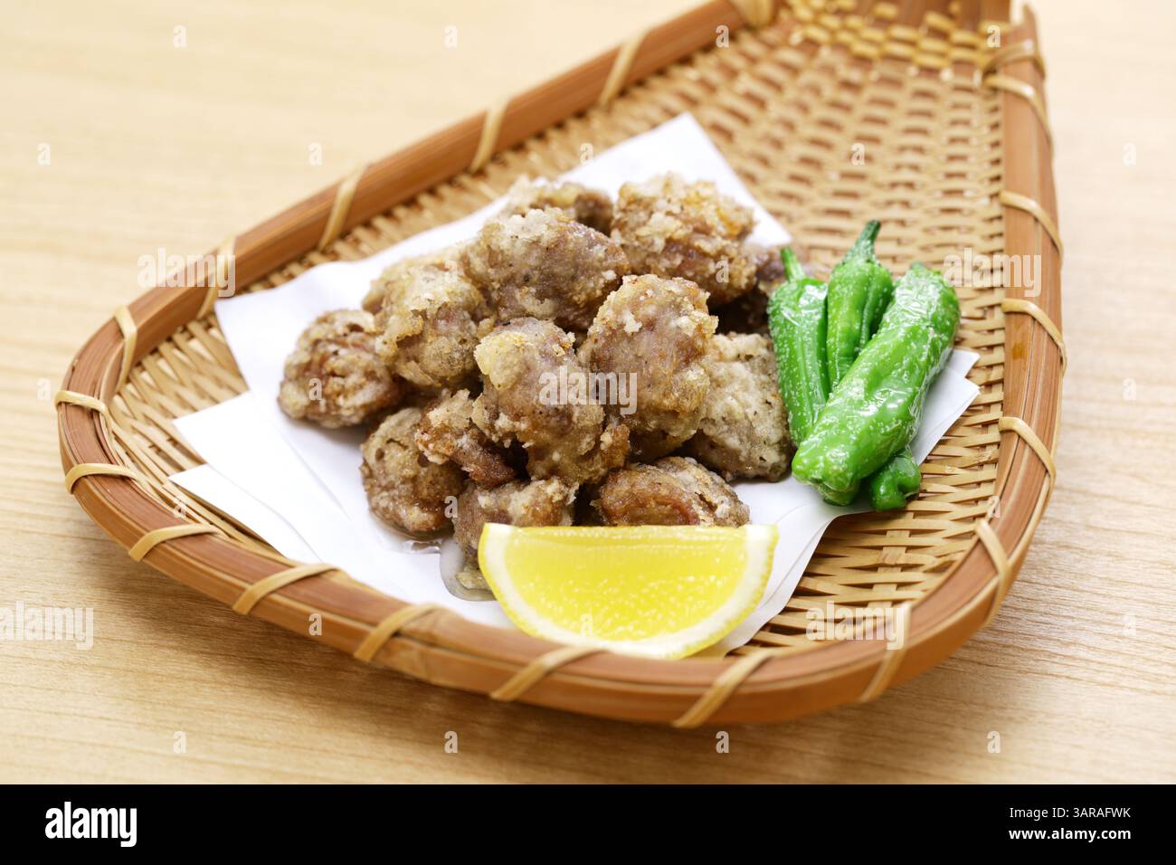 Deep fried gizzard, Japanese food on bamboo tray Stock Photo - Alamy