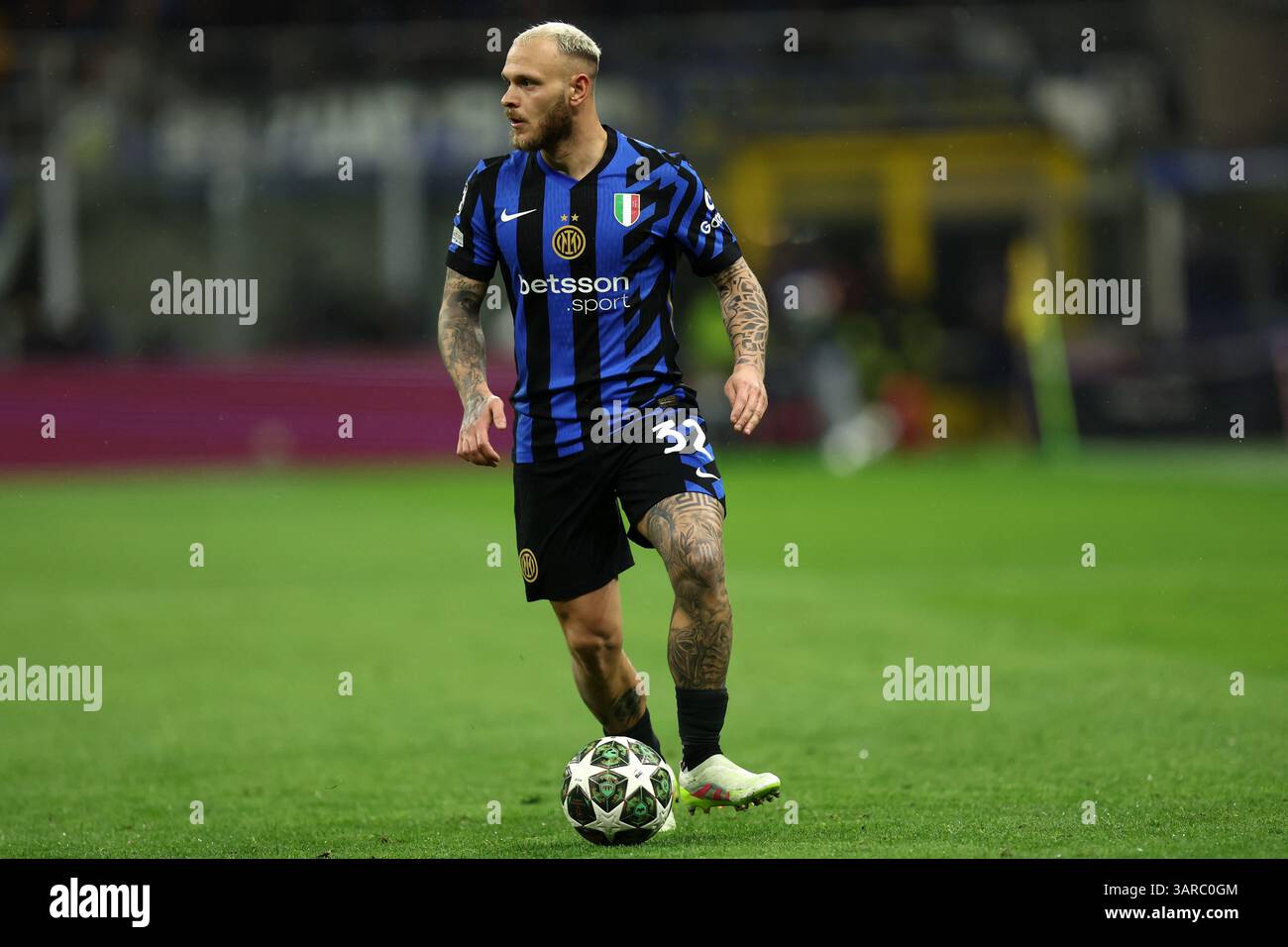 Milano, Italy. 16th Apr, 2025. Federico Dimarco of Fc Internazionale in action during the UEFA ...