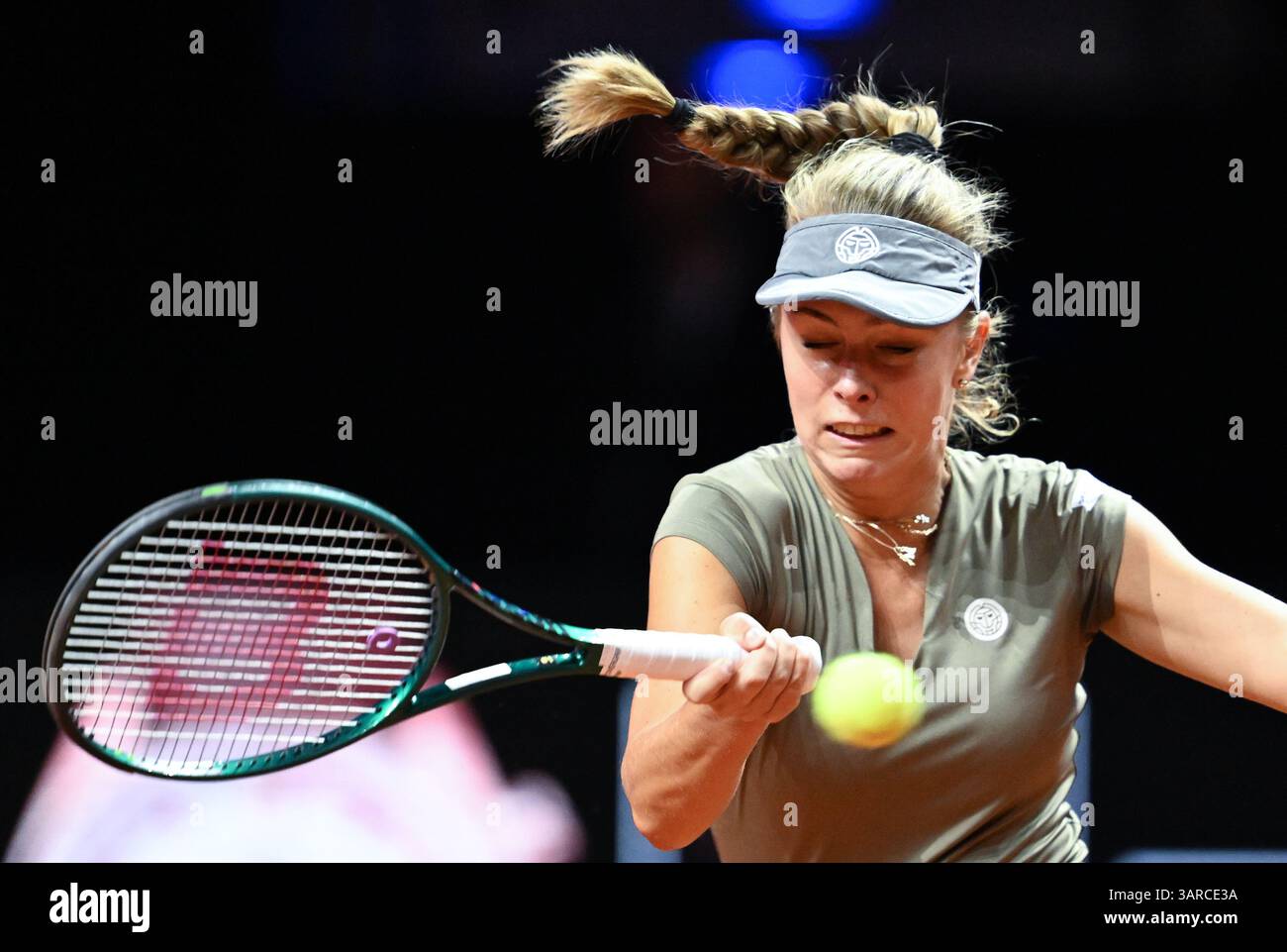 Stuttgart, Germany. 17th Apr, 2025. Tennis: WTA Tour - Stuttgart ...