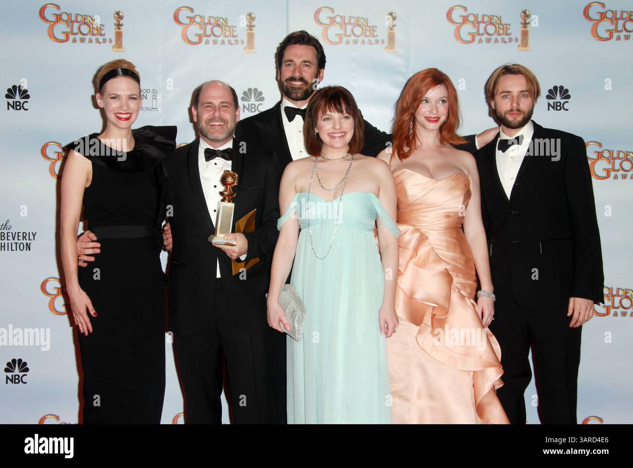 Elisabeth moss and jon hamm 2010 hi-res stock photography and images ...