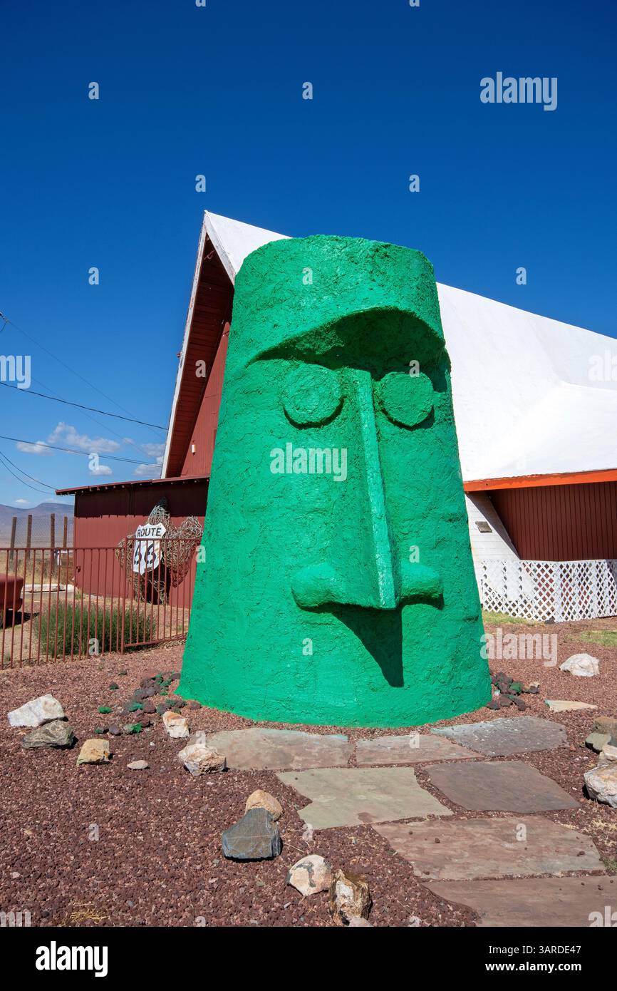 Giganticus Headicus sculpture (by Gregg Arnold) in Antares Point ...