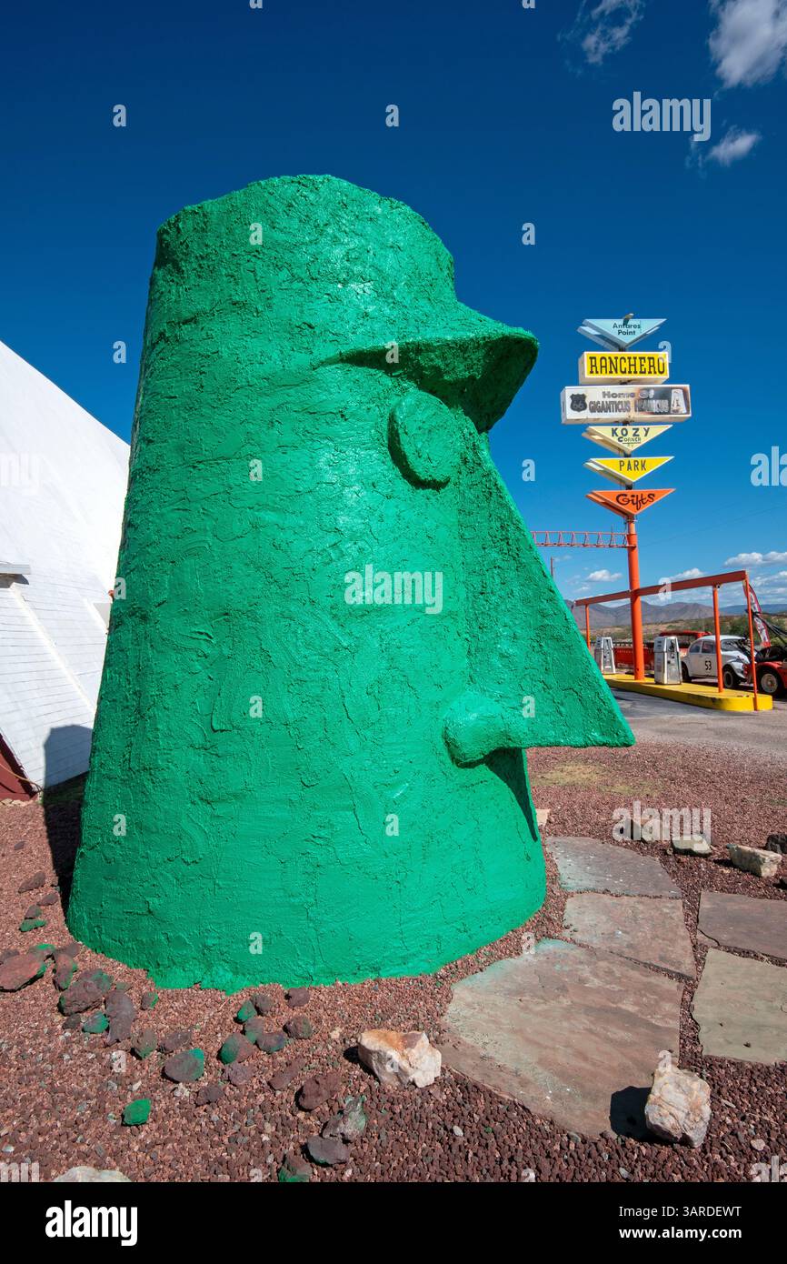 Giganticus Headicus sculpture (by Gregg Arnold) in Antares Point ...