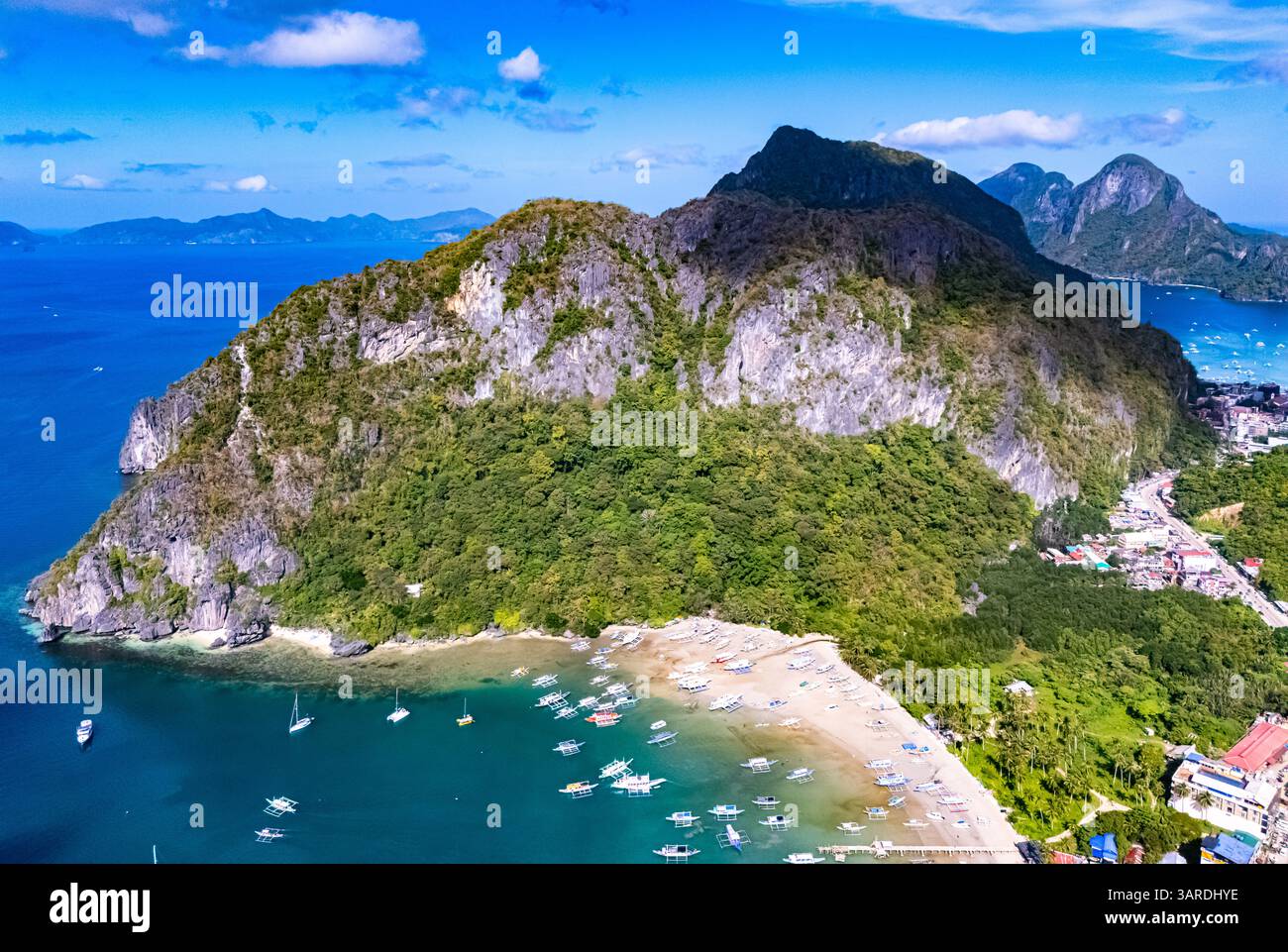 Corong Corong Beach in El Nido in the north of the Palawan Island ...