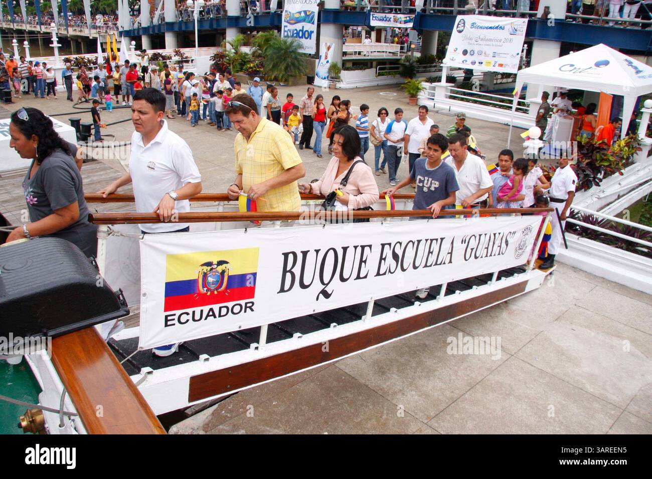Barco simon hi-res stock photography and images - Alamy
