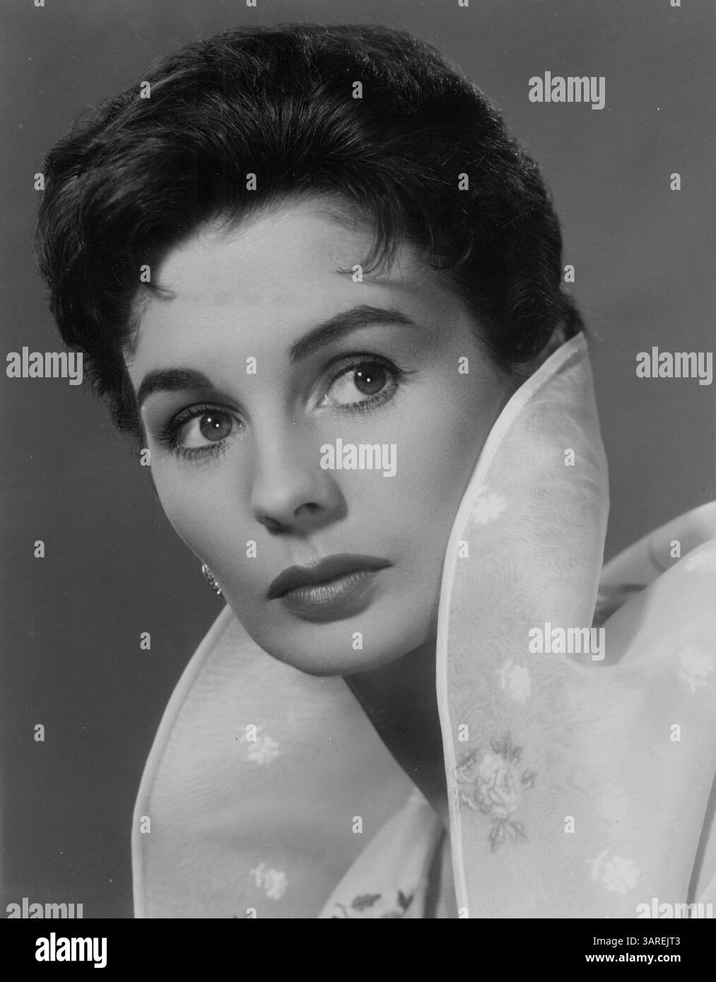 JEAN SIMMONS (Jan. 31, 1929 - Jan. 22, 2010) was an English actress ...