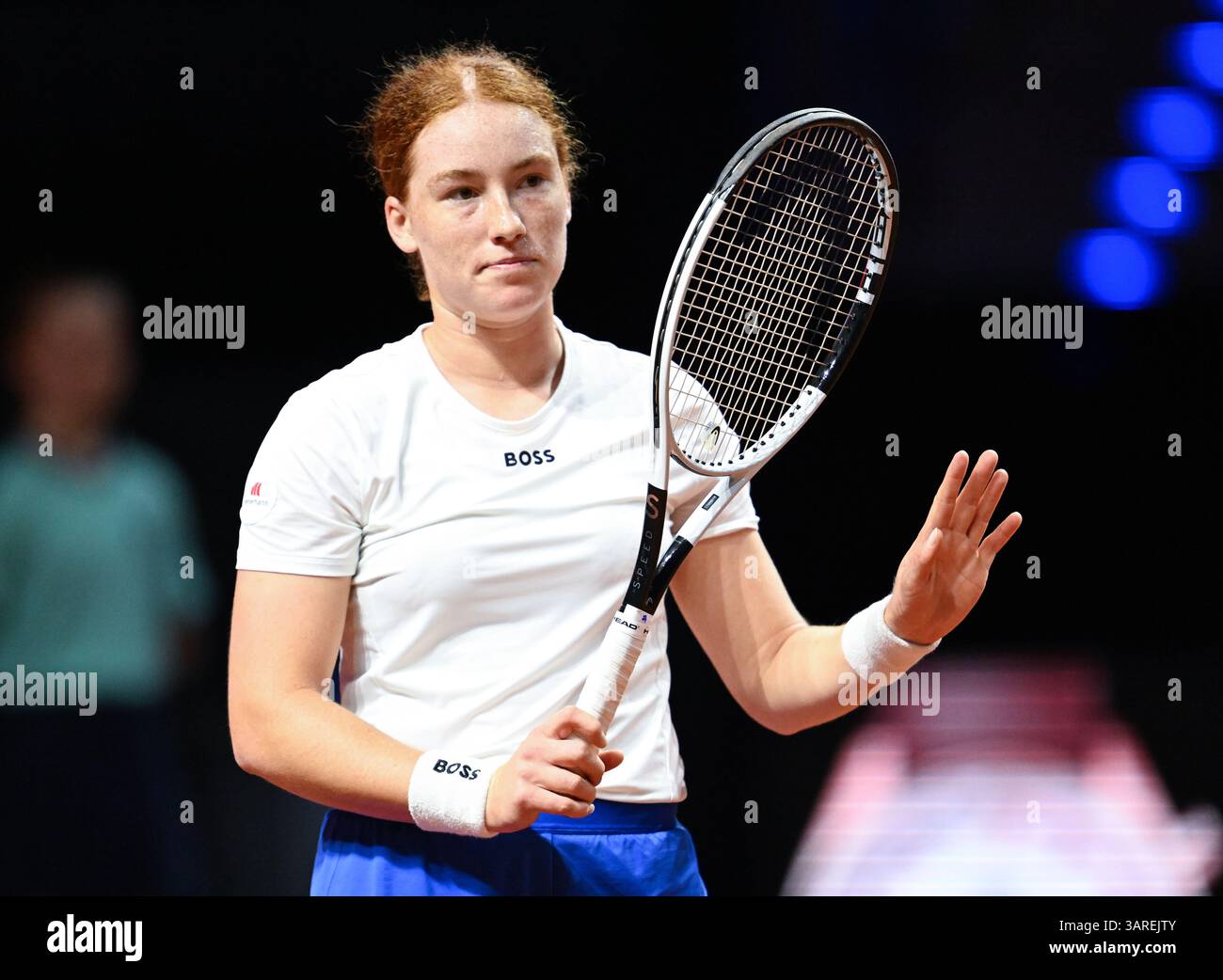 Stuttgart, Germany. 17th Apr, 2025. Tennis: WTA Tour - Stuttgart, singles, women, round of 16 ...