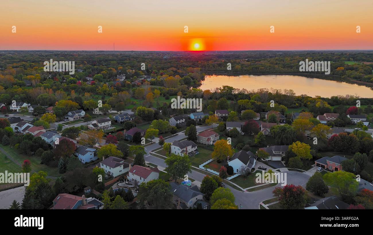 Chicago suburb suburban hi-res stock photography and images - Alamy
