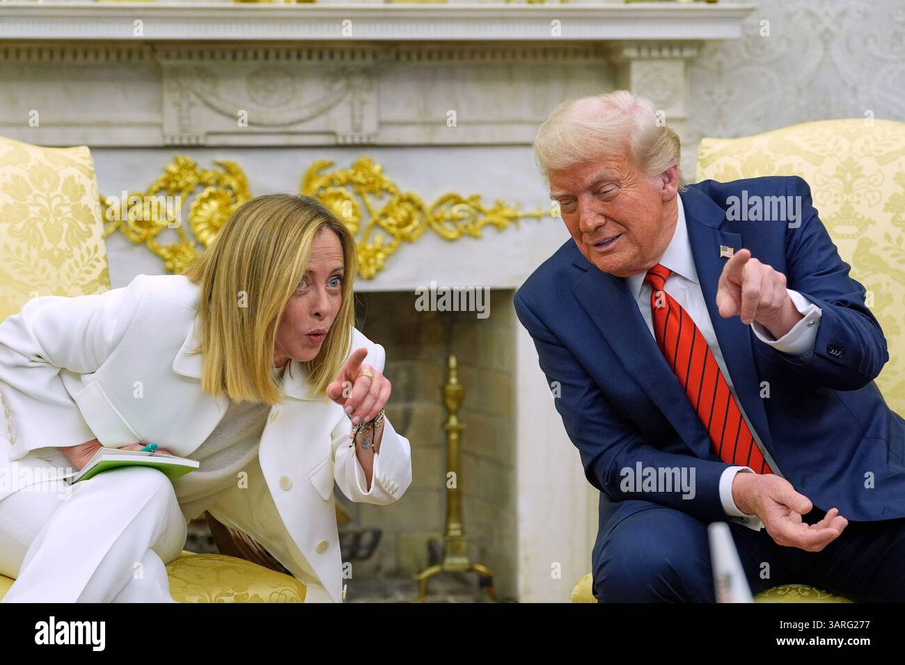 President Donald Trump meets with Italy's Prime Minister Giorgia Meloni ...