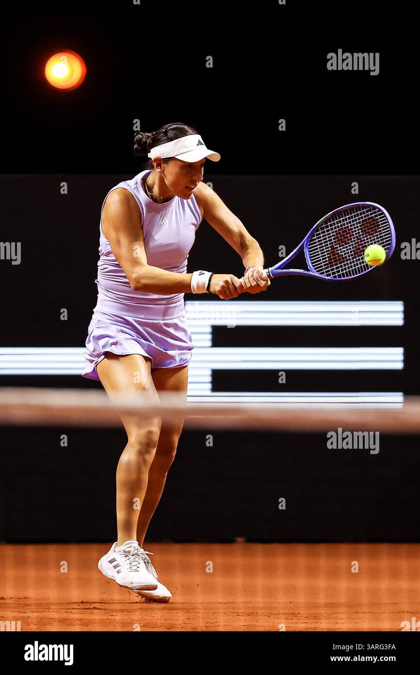 Stuttgart, Deutschland. 17th Apr, 2025. im Bild Jessica Pegula USA ...