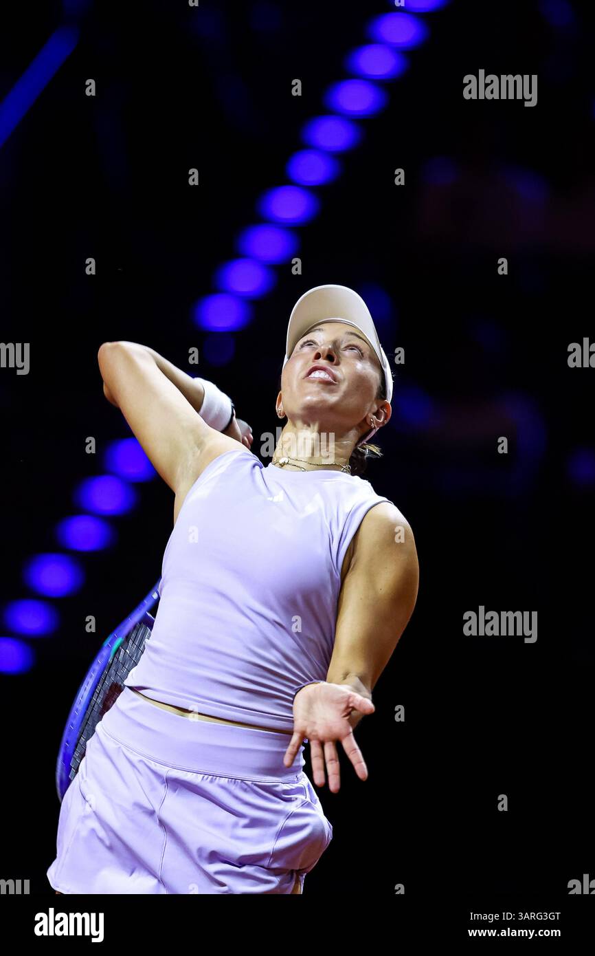 Stuttgart, Deutschland. 17th Apr, 2025. im Bild Jessica Pegula USA ...