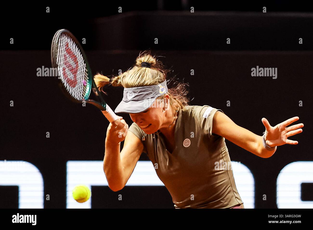 Im Bild Magdalena Frech POL Magdalena Frech POL vs Jessica Pegula USA ...