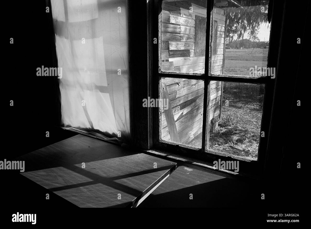 Worn out buildings Black and White Stock Photos & Images - Alamy