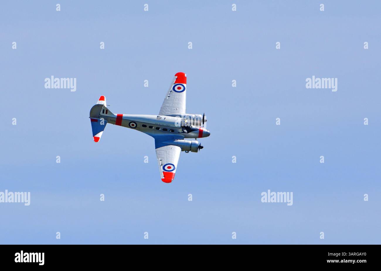 Vintage Avro C19 Anson aircraft in flight Stock Photo - Alamy