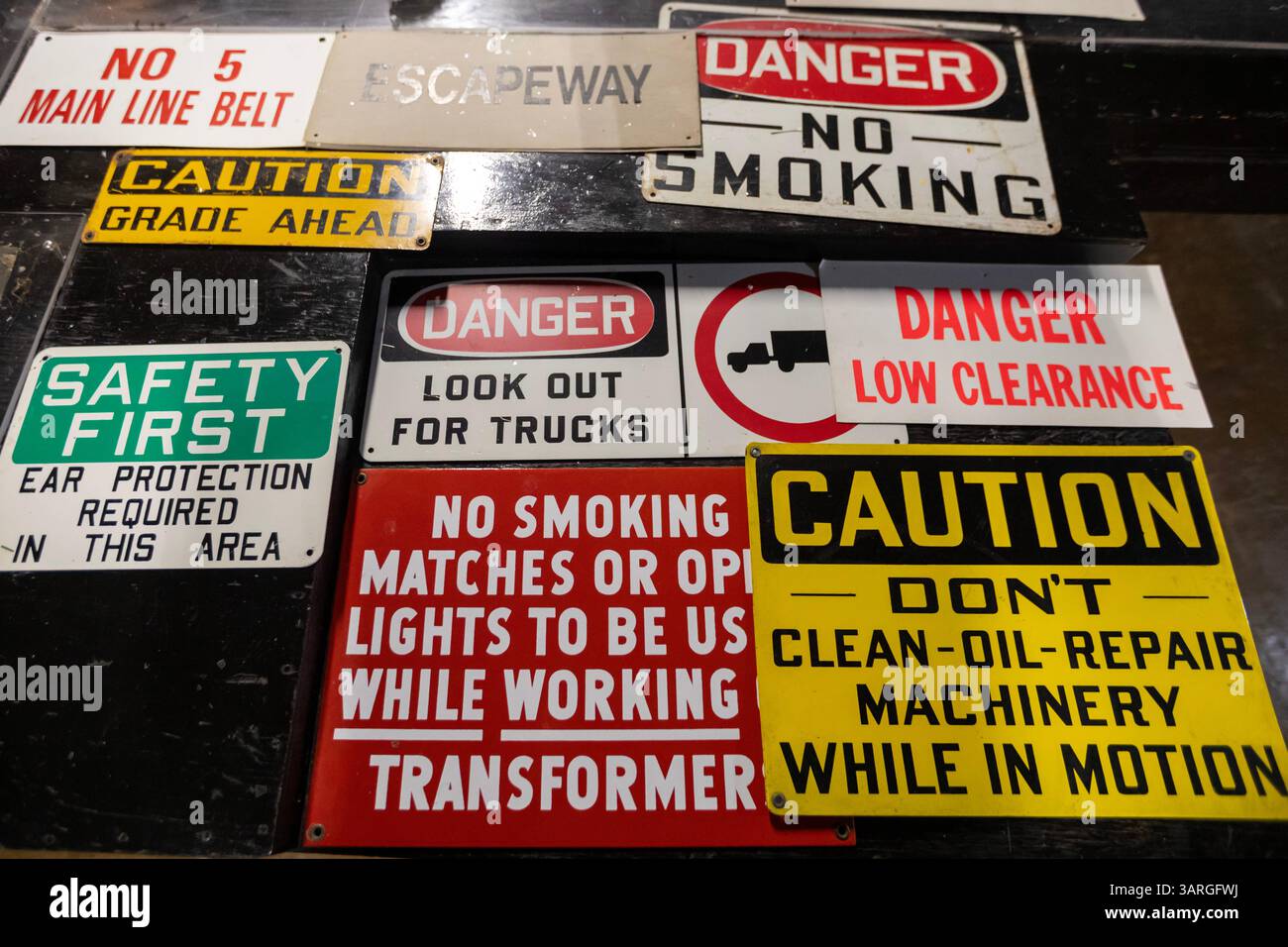 Benham, Kentucky - Coal mine warning signs displayed at the Kentucky ...