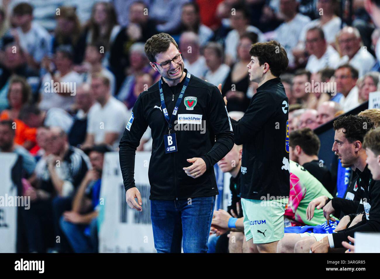 Kiel, Deutschland. 16th Apr, 2025. Jaron Siewert (Fuechse Berlin ...