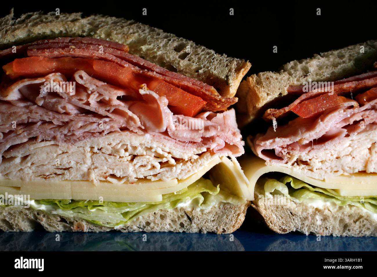 Ham shack hi-res stock photography and images - Alamy