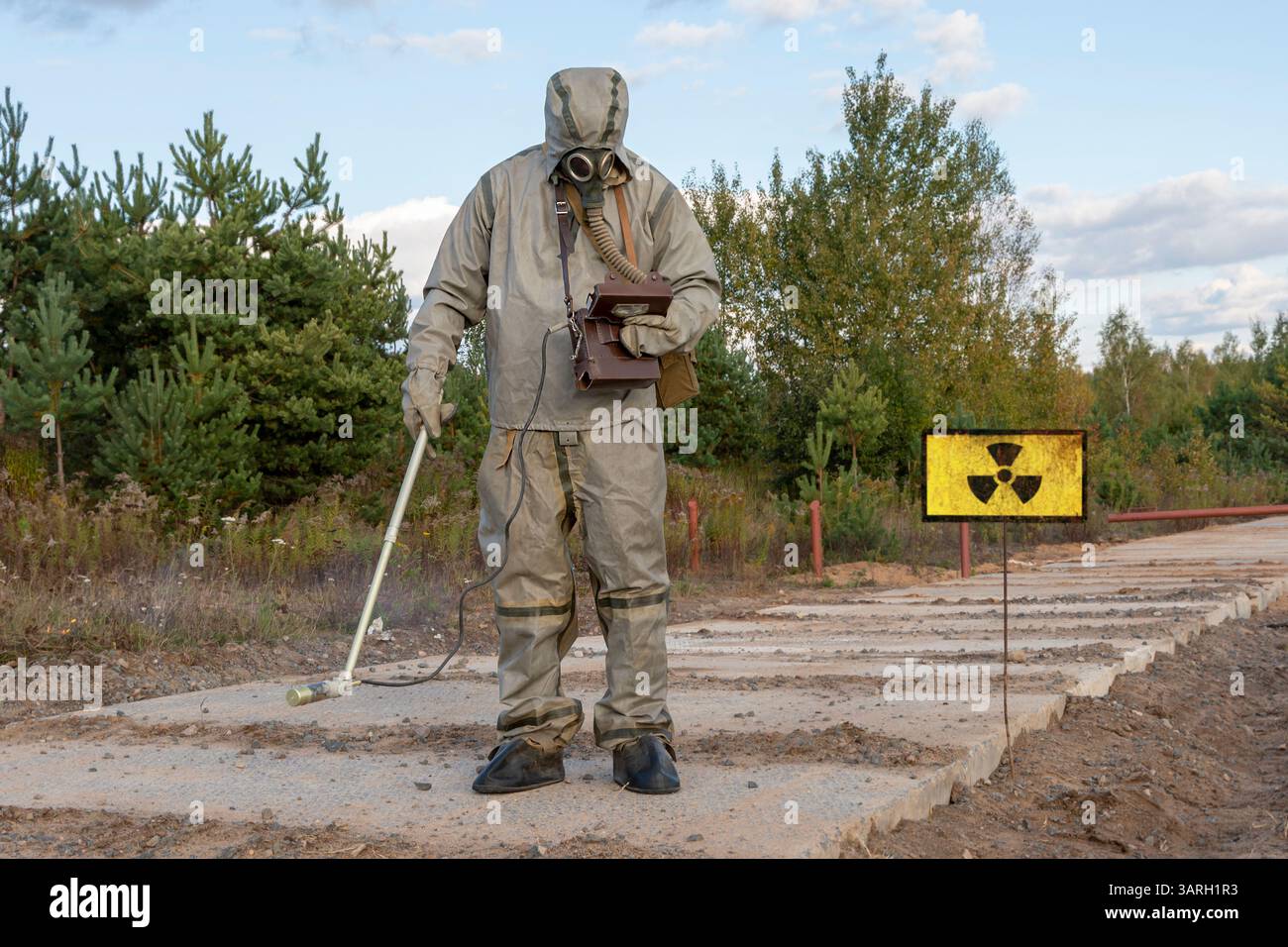 Dosimeter warning sign hi-res stock photography and images - Alamy