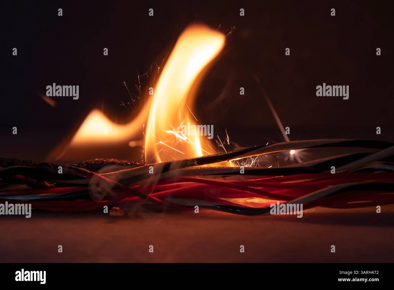 Wiring short circuit hi-res stock photography and images - Alamy