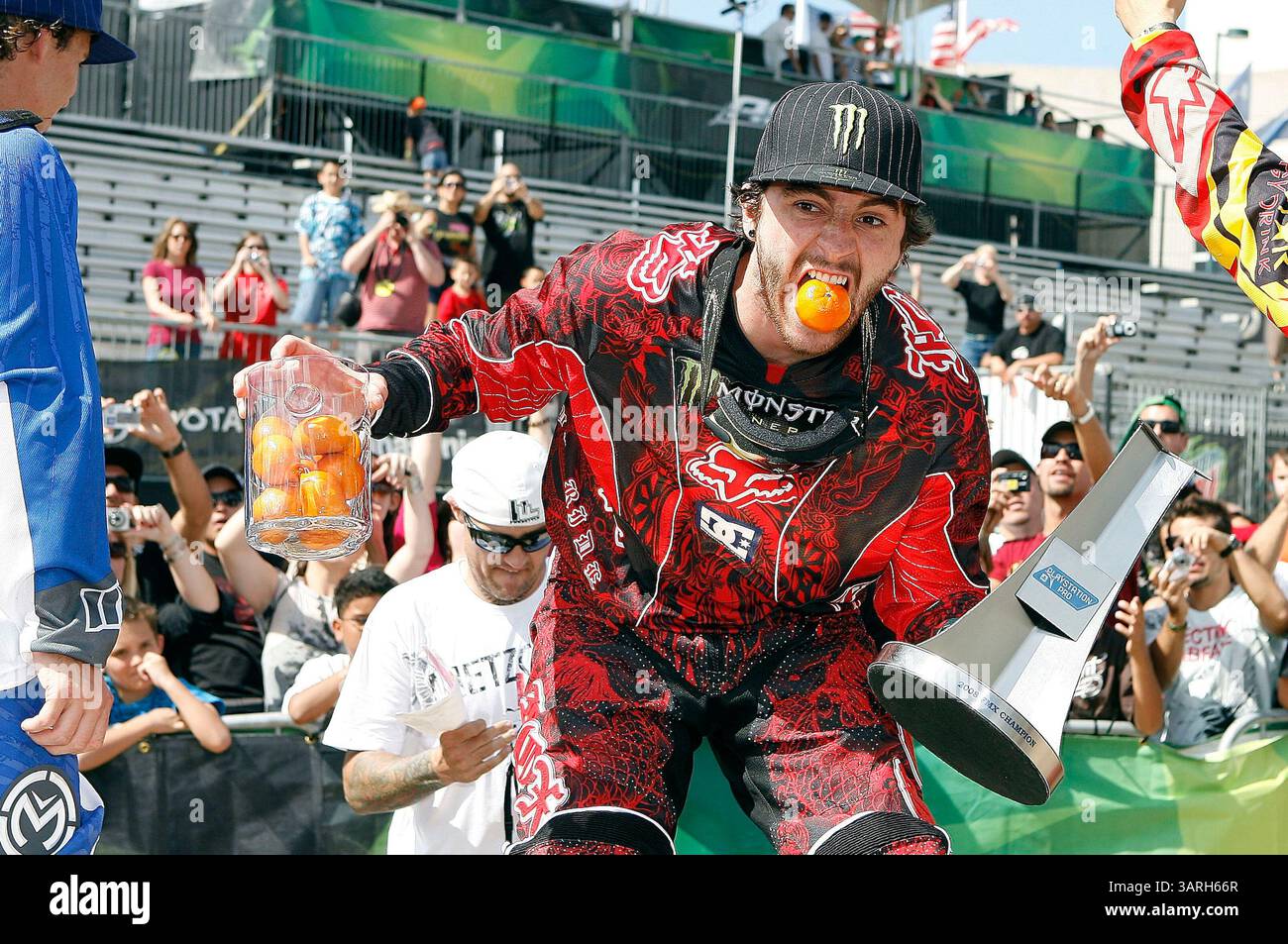 10/19/2008: Adam Jones winner of the 2008 FMX at the Playstation Pro ...