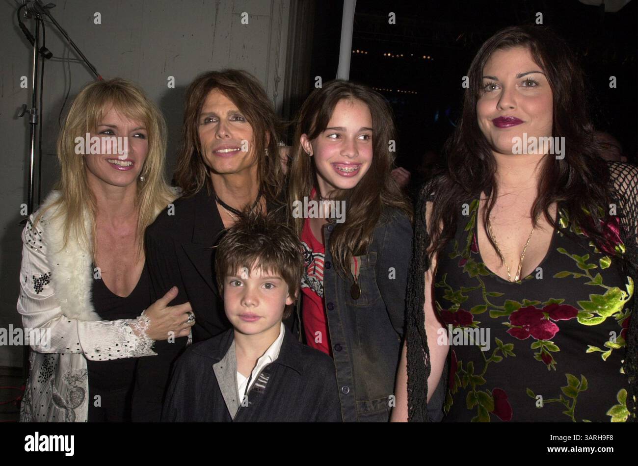 Apr 14, 2002; Los Angeles, CA, USA; Singer STEVEN TYLER with his family ...
